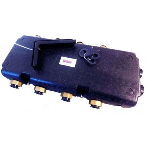 Heating circuit distributor with integrated hydraulic switch